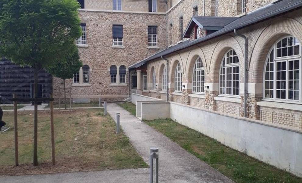 👍 EHPAD Maison d'accueil du château | Ay | Mazette